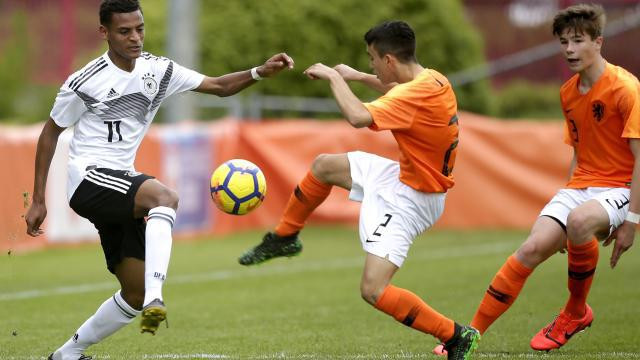 UPDATE: El Battah met Oranje O15 langs Duitsland